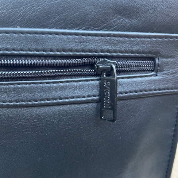 satchi | Bags | Satchi Leather Briefcase | Poshmark